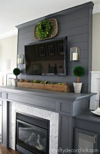 10 Best Ideas for Decorating a Mantel With a TV Above It