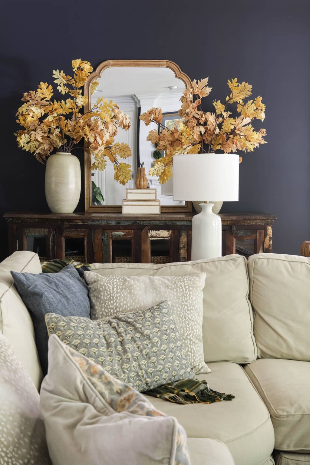 10 Cozy Fall Pillow Ideas For A Seasonal Touch - The Turquoise Home
