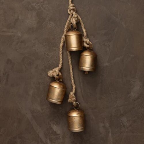 How To Decorate With Christmas Bells (7+ Must-Try Ideas)