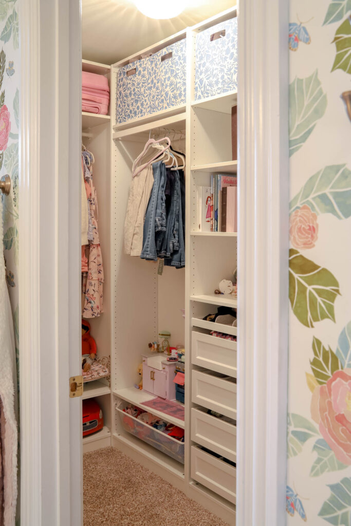 Teen Girl Bedroom Ideas - 10 tips and tricks!