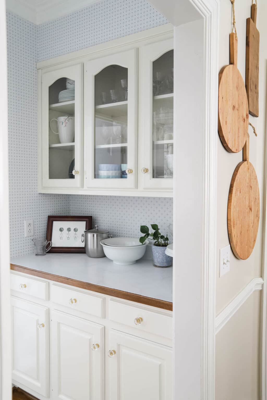 Butler's Pantry Ideas: 10+ Beautiful And Functional Designs