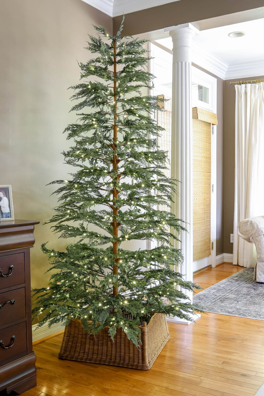 Best Christmas Tree Collar Ideas!
